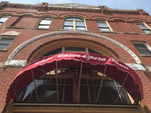 What Cheer Opera House Raise the Roof! – KBOE 104.9FM Hot Country